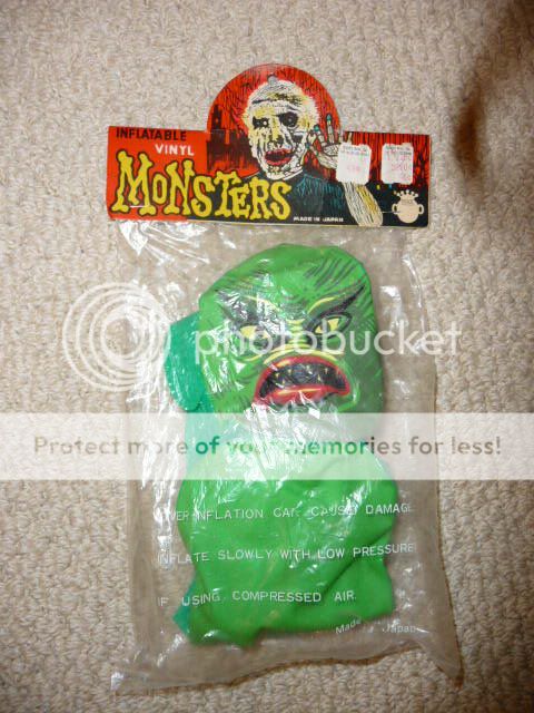 INFLATABLE TAKARA MONSTERS 1960'S - Page 3